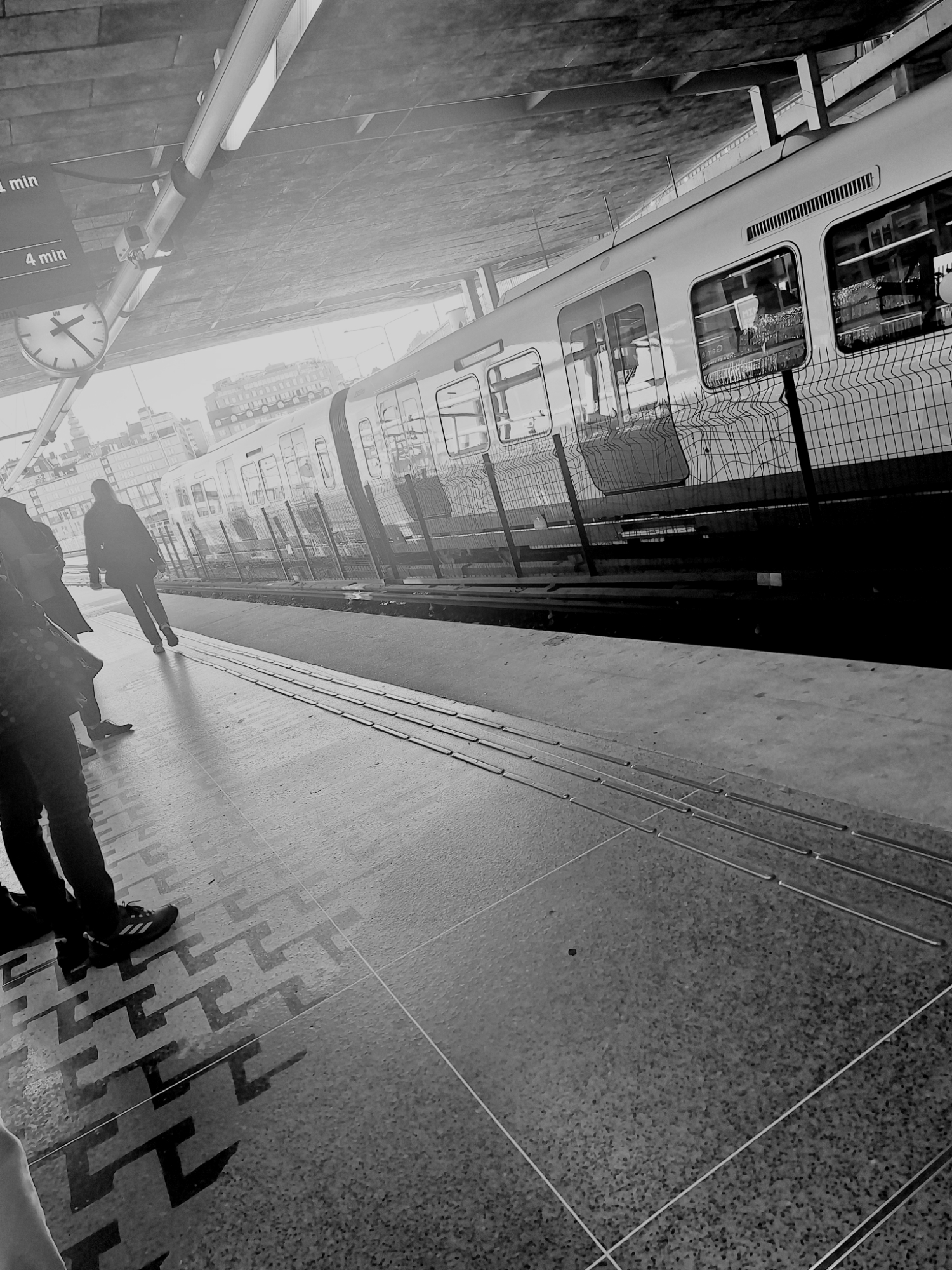 Perrong Gamla stan / Platform at Old Town | Yolanda and her creative scream